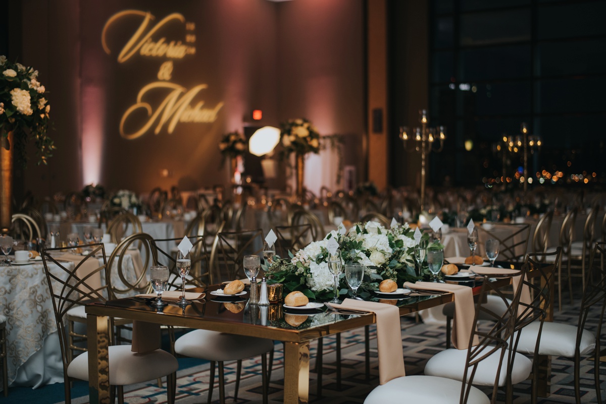 Classic Contemporary Wedding at the Duquesne Power Center - Burgh ...