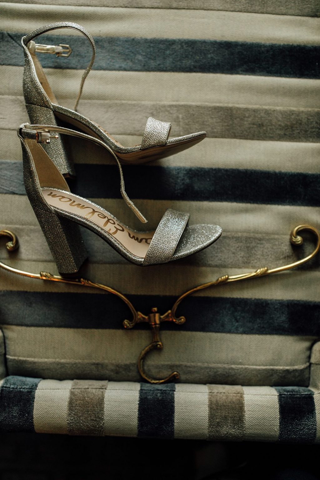 Free Spirited Yet Classic PPG Wintergarden Wedding