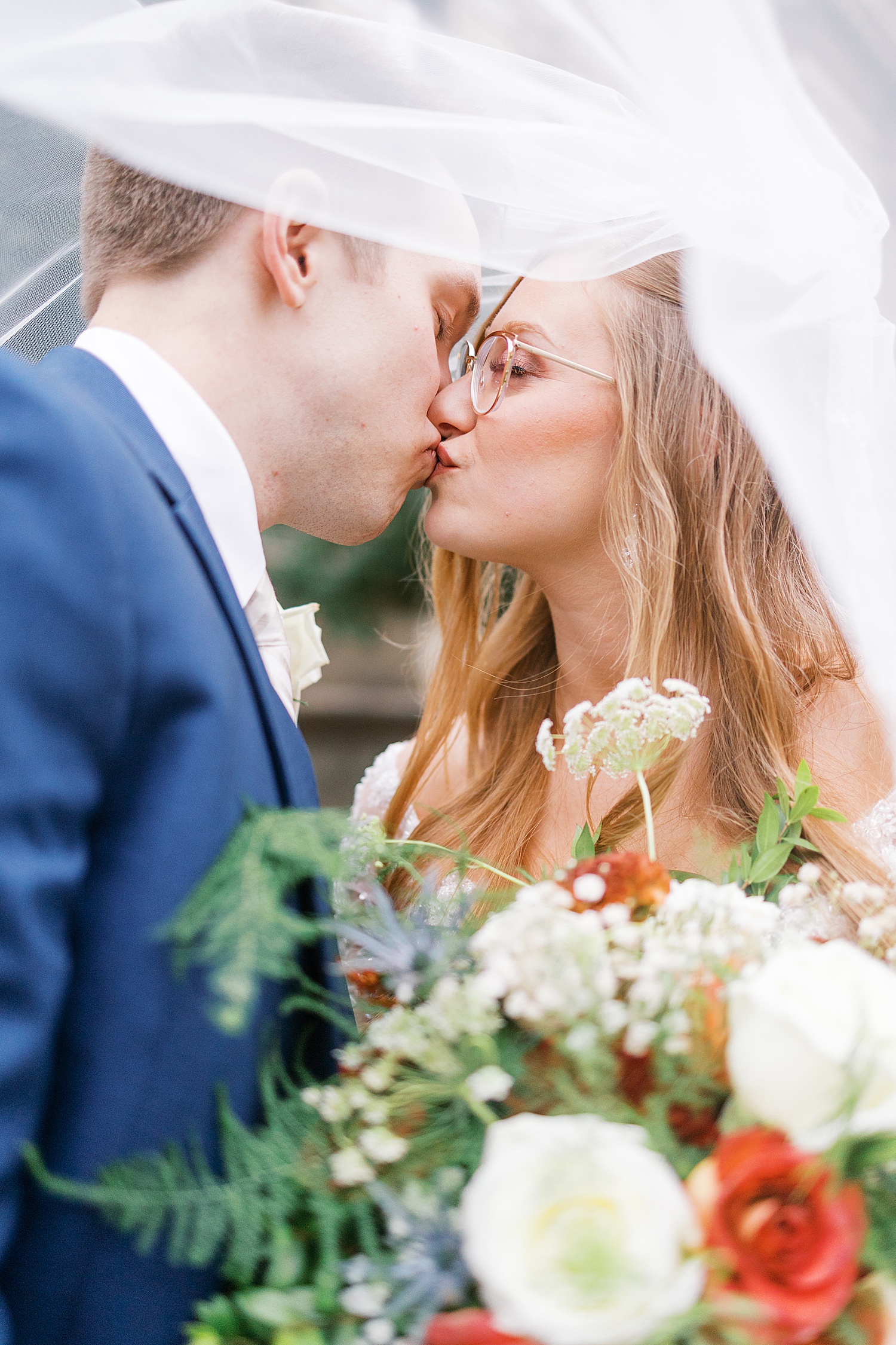 Warm Copper Wedding at The George Washington Hotel